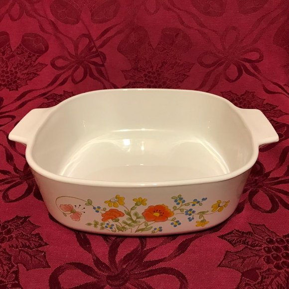 Corningware | Kitchen | Vintage Corning Ware 2 Quart Baking Dish Wild ...
